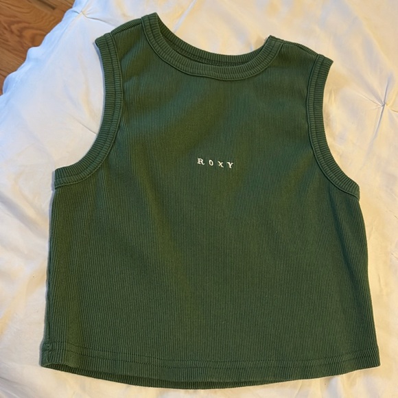 Roxy | Tops | Roxy Crop Top | Poshmark